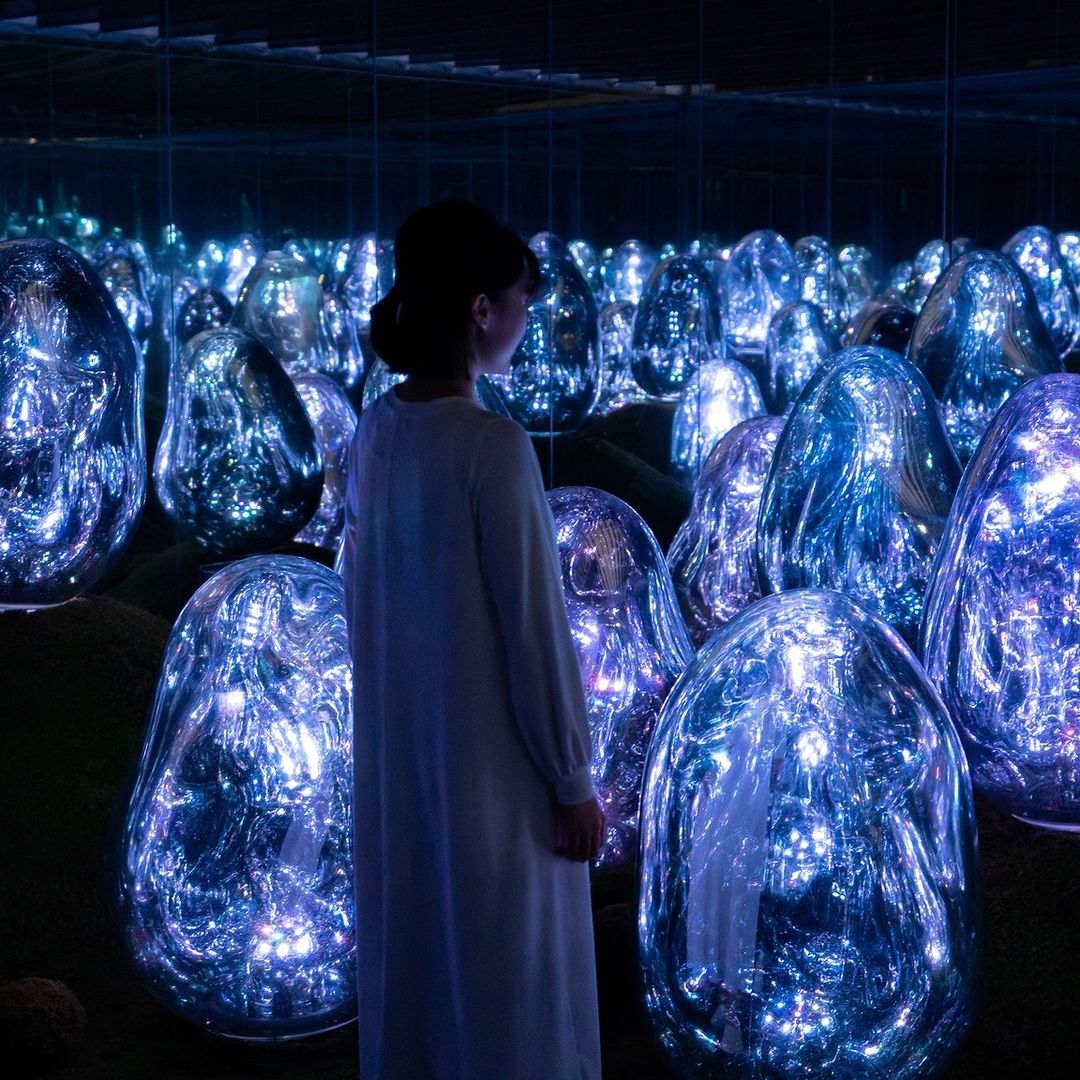 Surreal Sojourn: Exploring Immersive Art Museums – GLAM / AMOUR