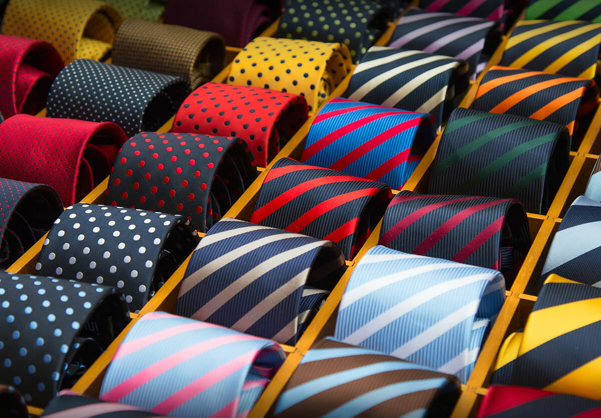 The Evolution of Men’s Neckties: To Tie or Not to Tie? – GLAM / AMOUR